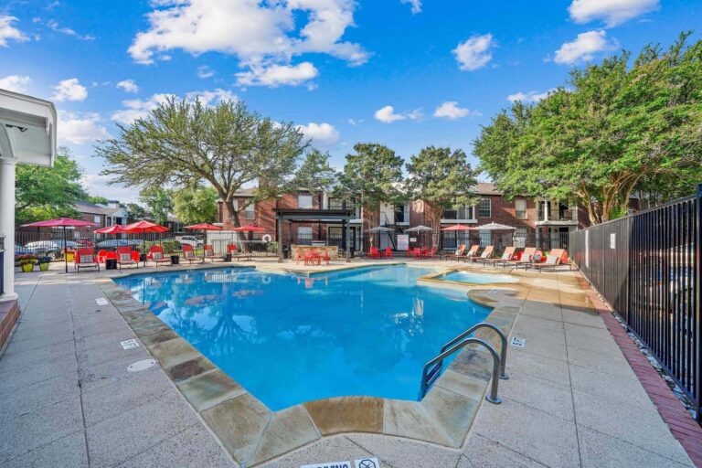 Best Apartments in Irving Texas | Gallery | Oaks at Valley Ranch